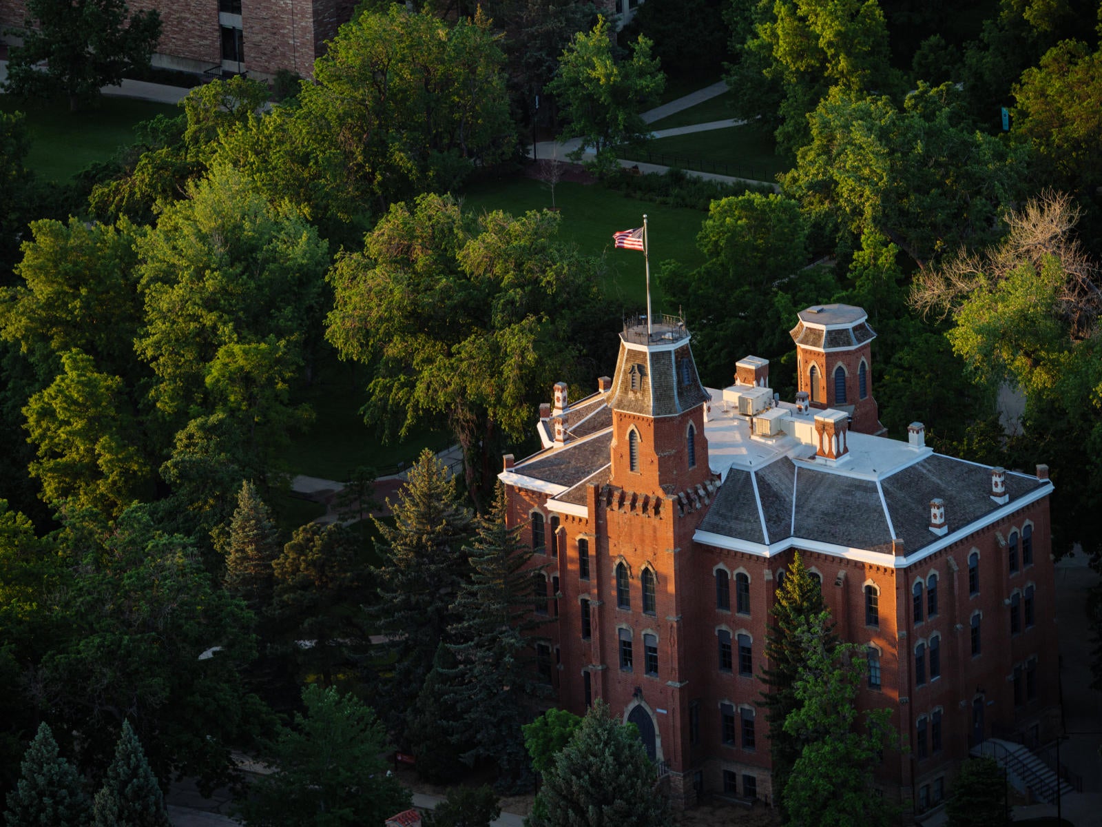 Prestigious NSF fellowship awarded to 27 graduate students | Graduate ...